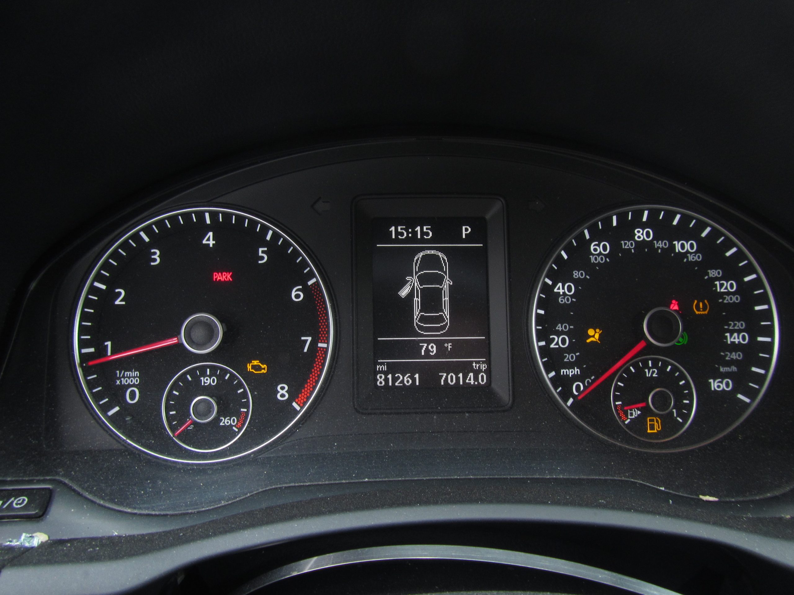 2014 VOLKSWAGEN EOS Speedometer / Instrument Cluster - Weber Brothers Auto