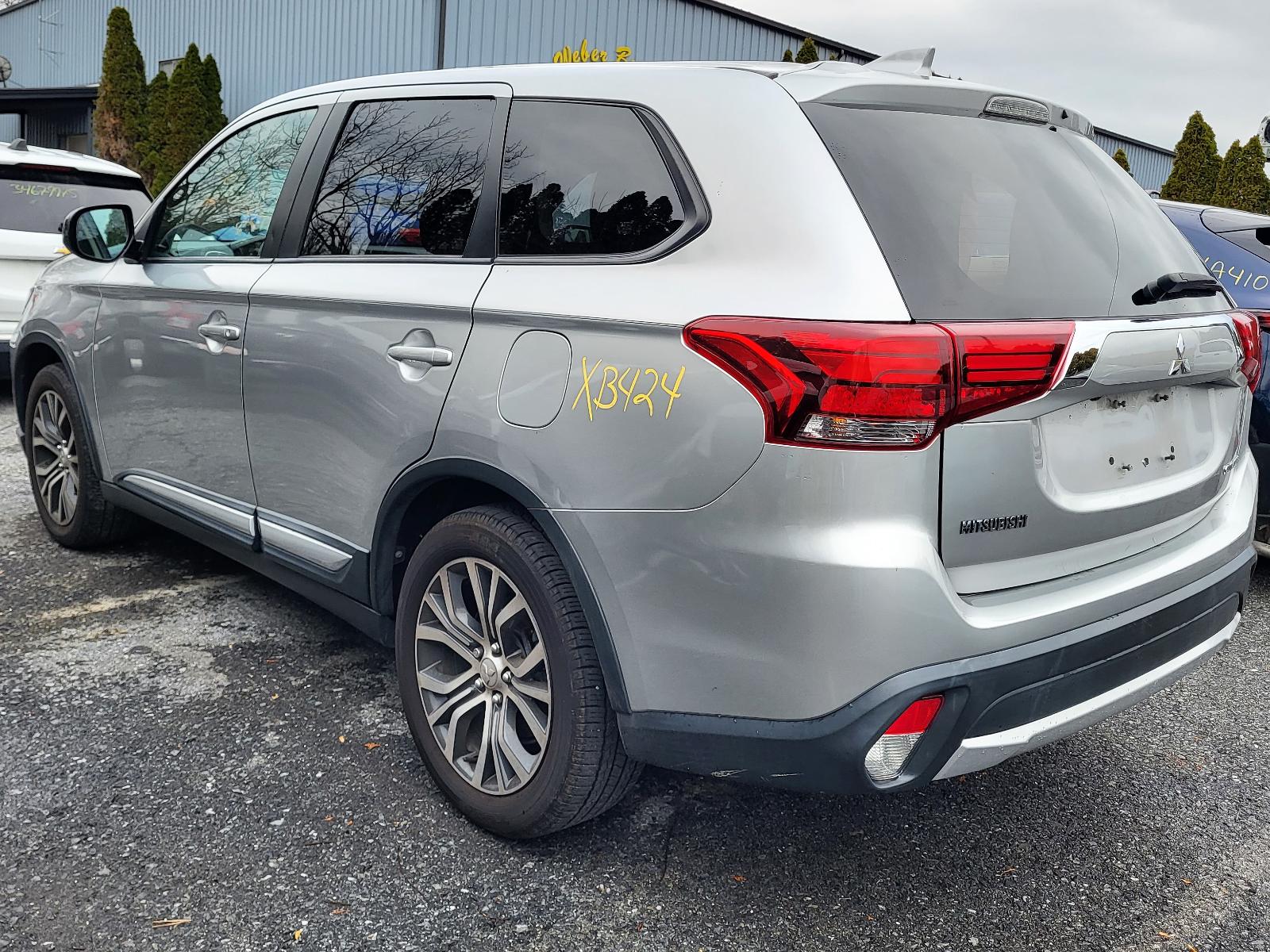 2018 MITSUBISHI OUTLANDER Quarter Panel - Left - Weber Brothers Auto