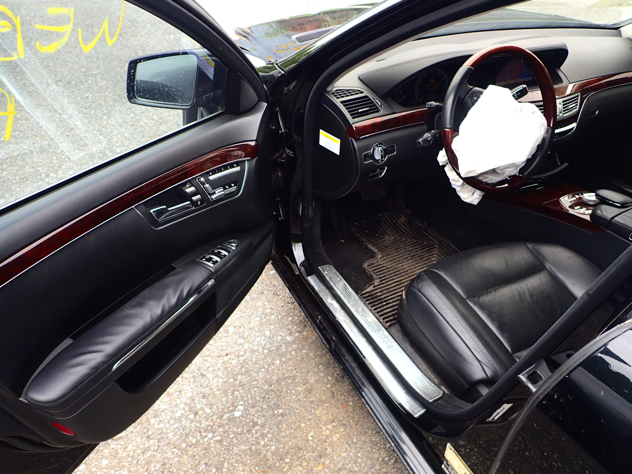 2012 MERCEDES S-CLASS Windshield Washer Reservoir - Weber Brothers Auto