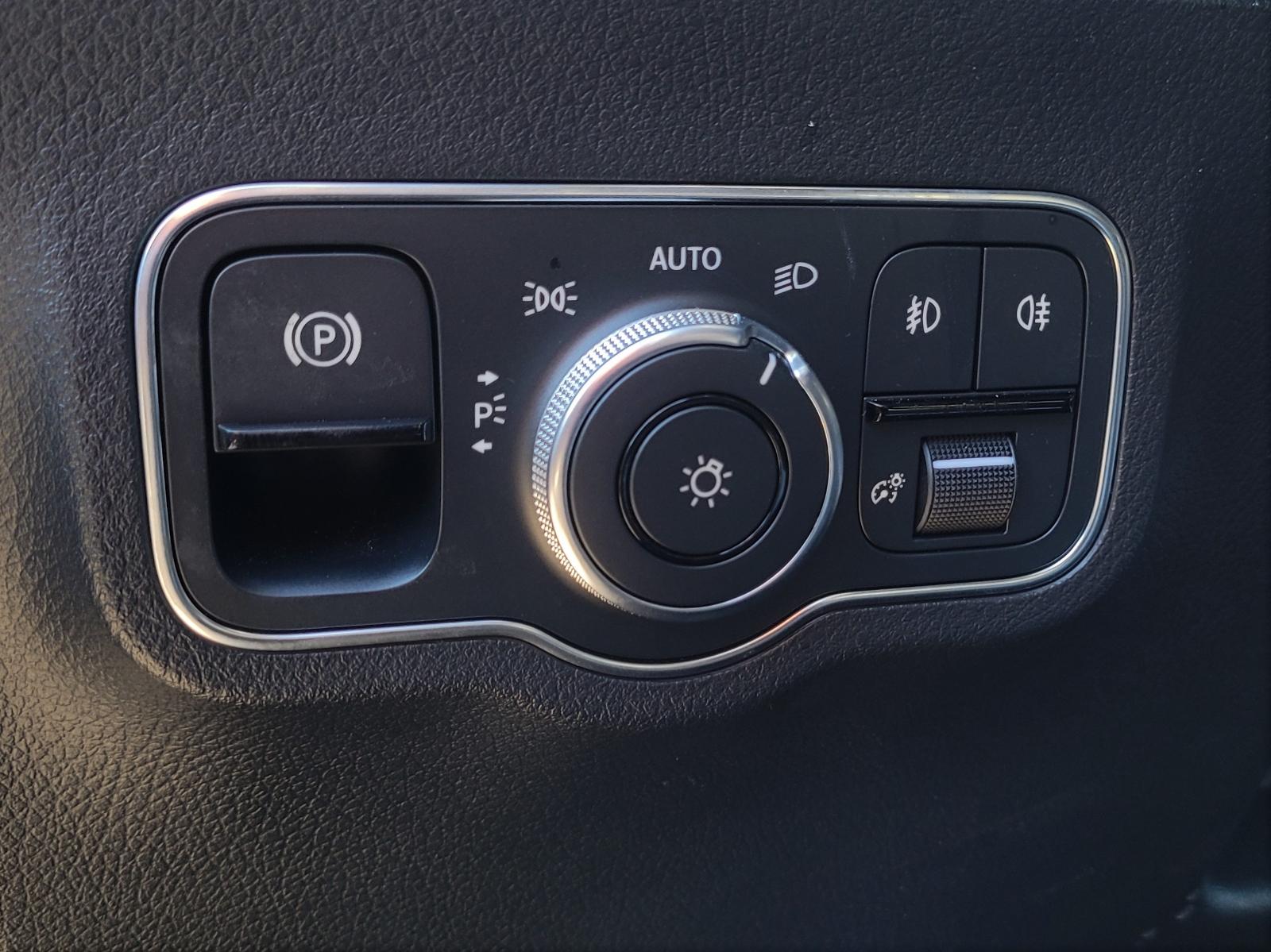 2021 MERCEDES GLA-CLASS Headlamp Switch - Weber Brothers Auto