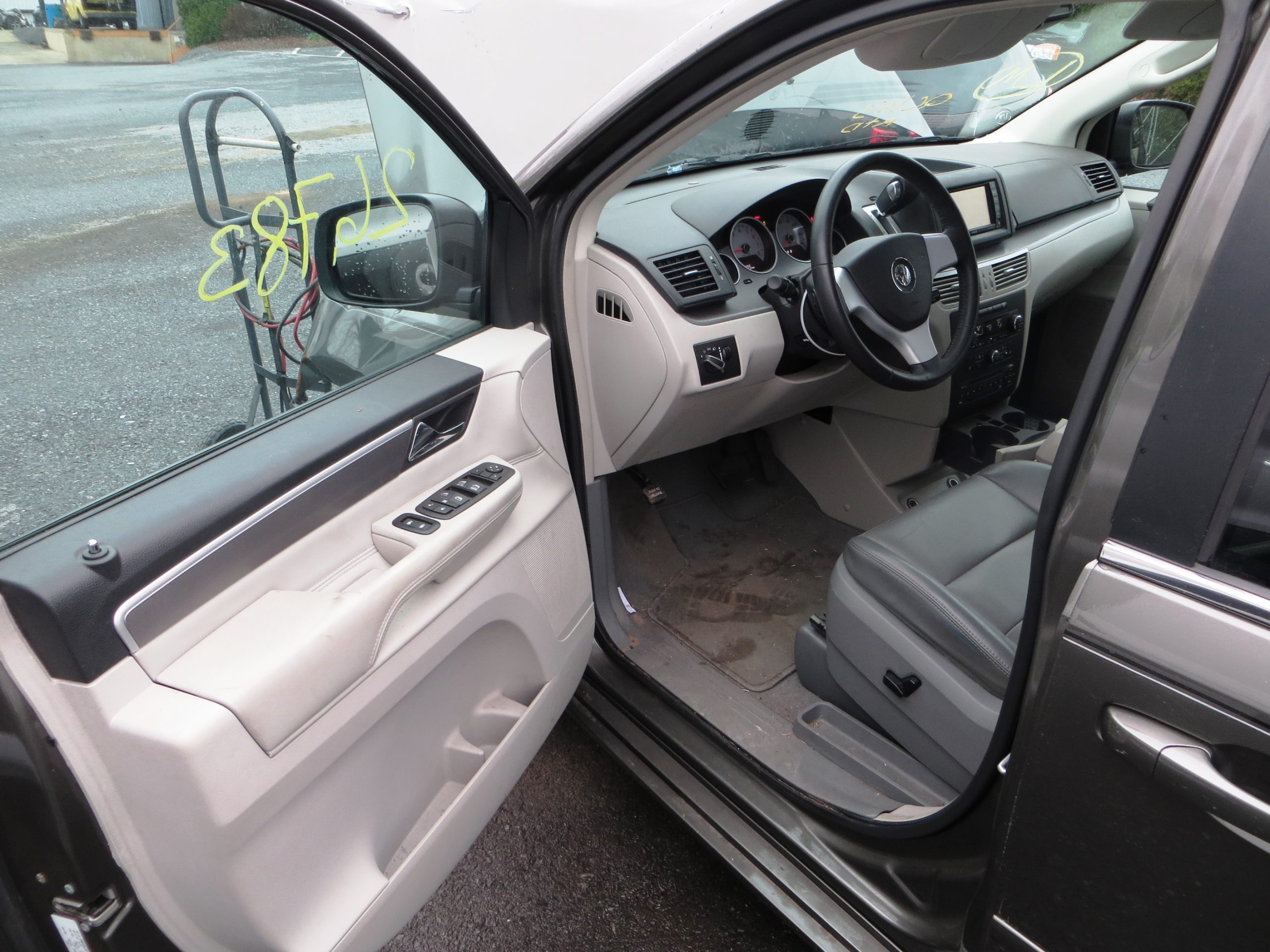 2010 Volkswagen Routan - Weber Brothers Auto