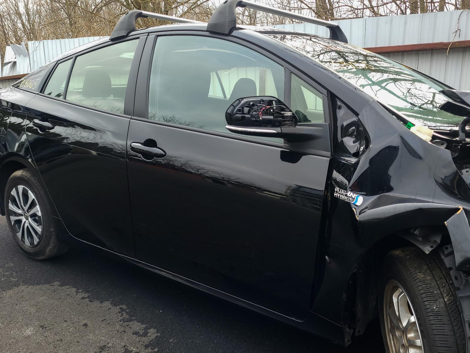 2021 TOYOTA PRIUS Door - Front - Right - Weber Brothers Auto