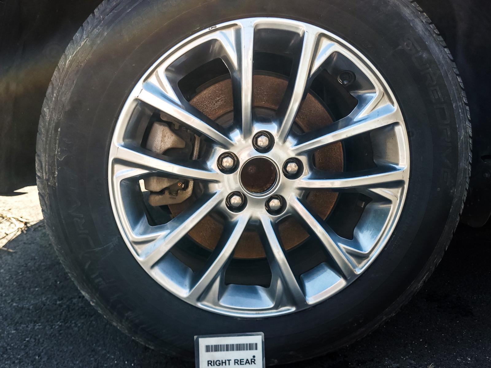 2021 JEEP CHEROKEE Wheel - Weber Brothers Auto