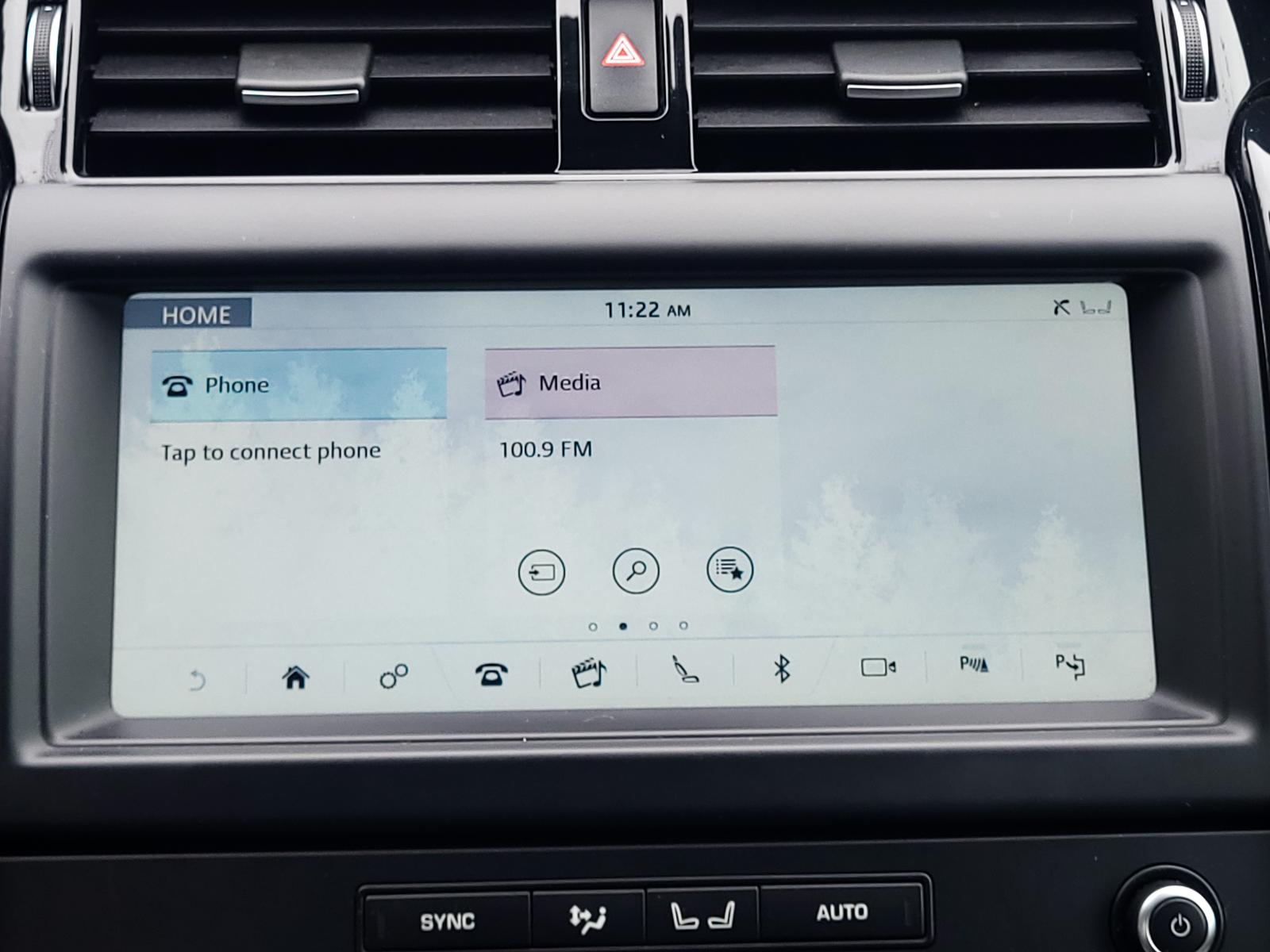 2020 LAND ROVER DISCOVERY Display Screen - Weber Brothers Auto